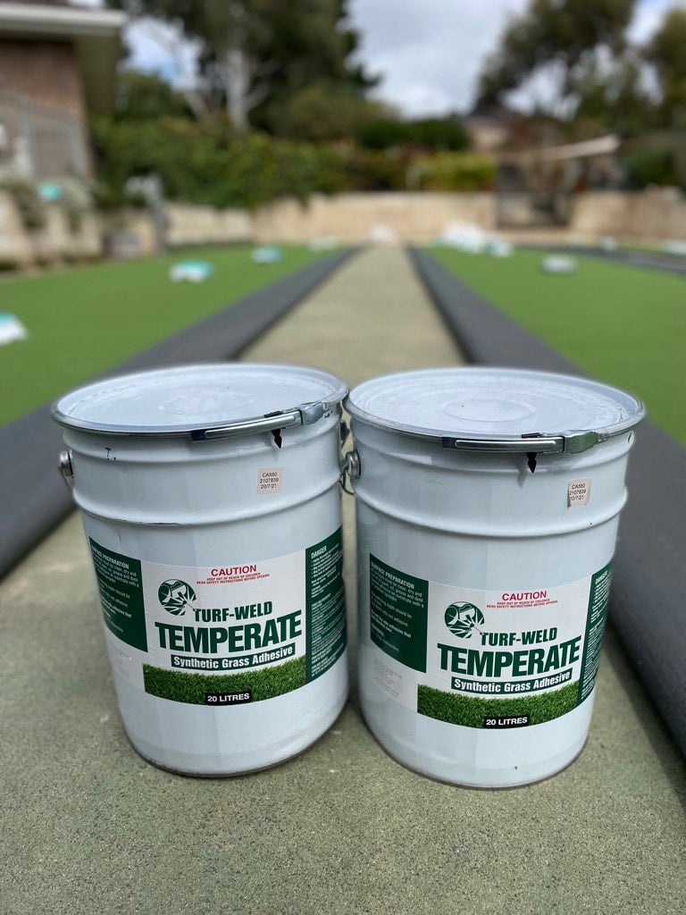 Synthetic Turf Adhesive 4LT DRUM | Limestone Masonry Warehouse
